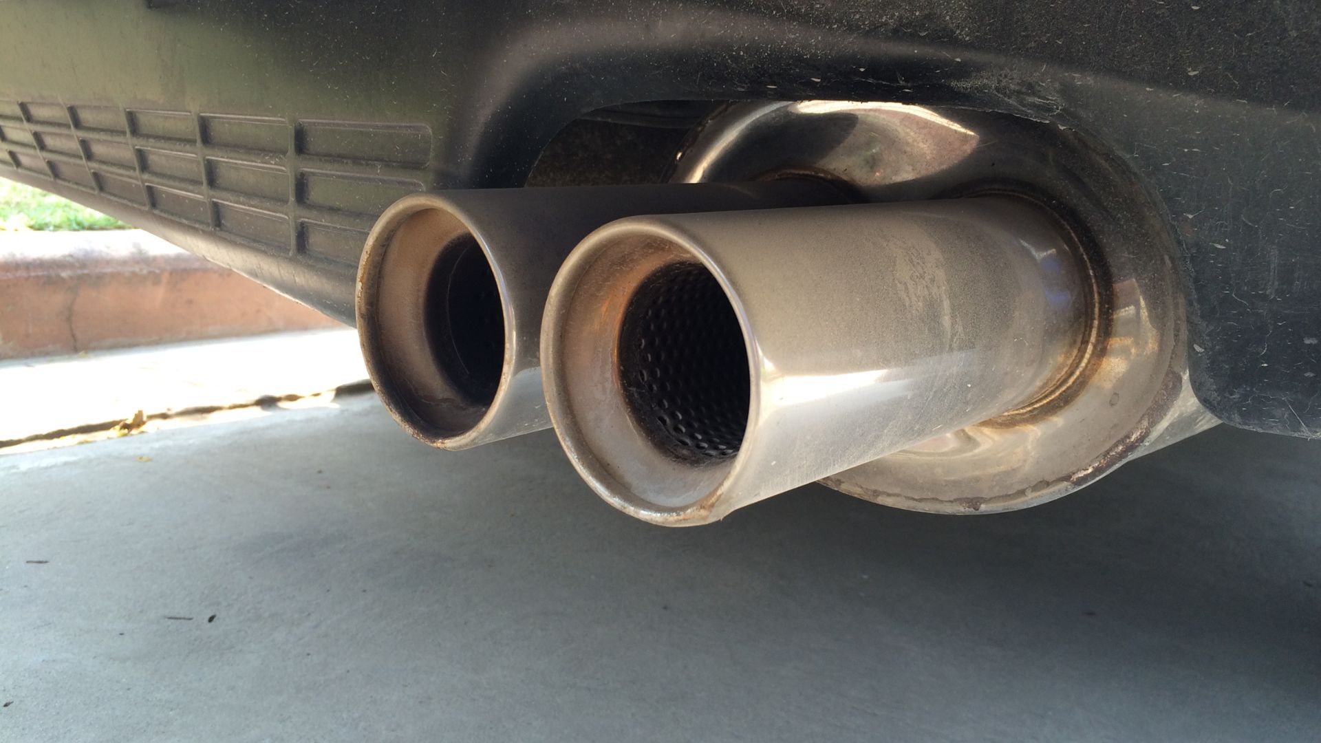 How Smog Inspection Stations Affect Your Vehicle Registration Process